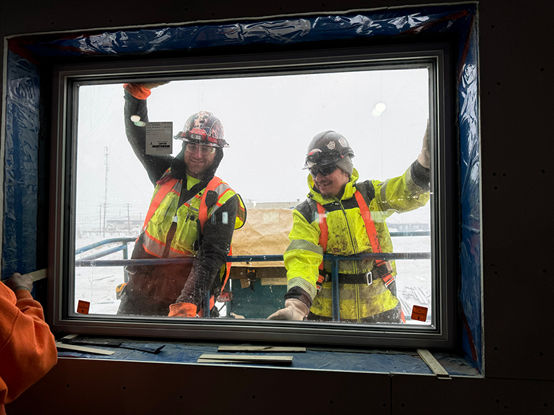 Iglu Construction | UIC Alaska